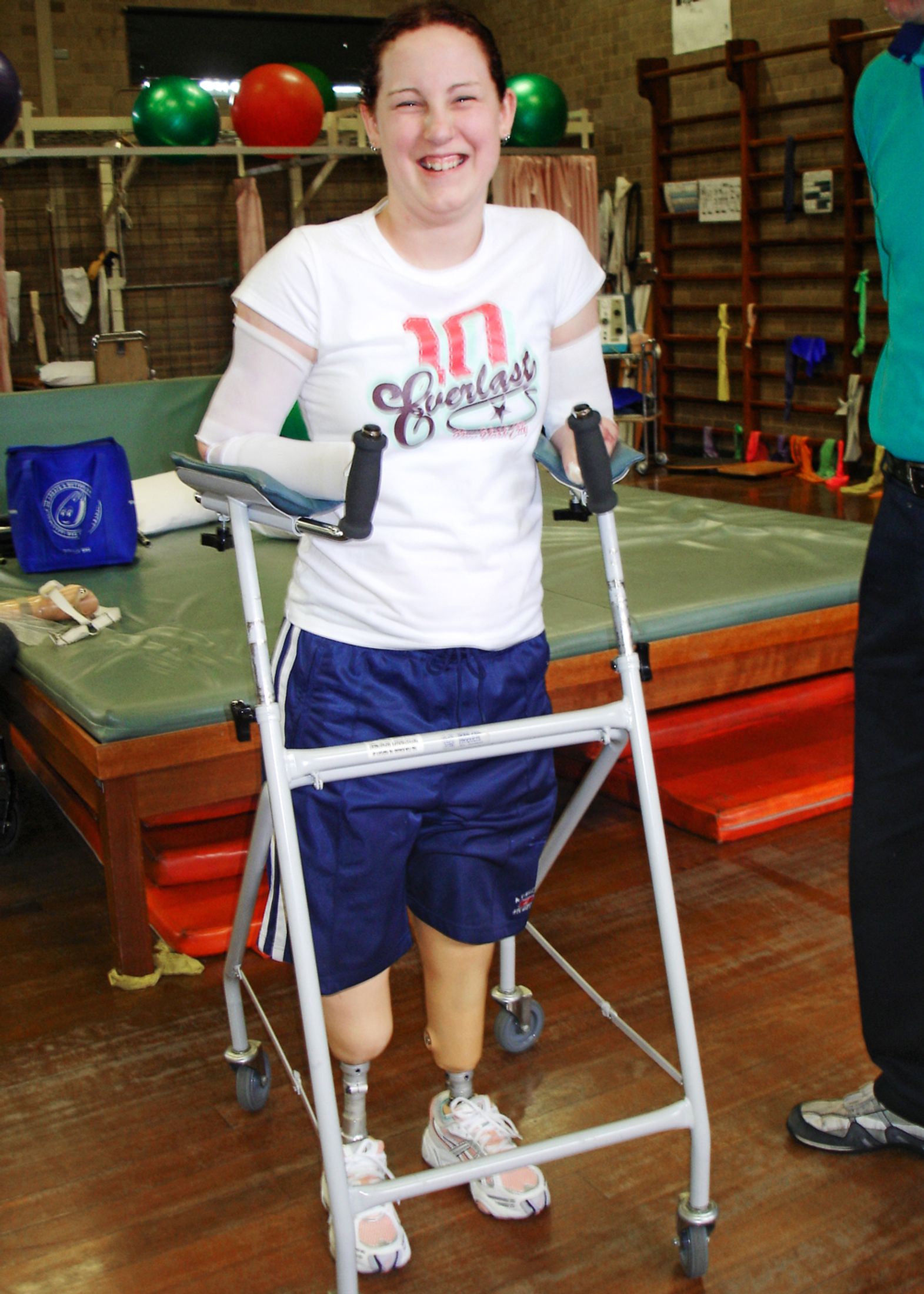 Woman with no hands becomes a mum | that's life!