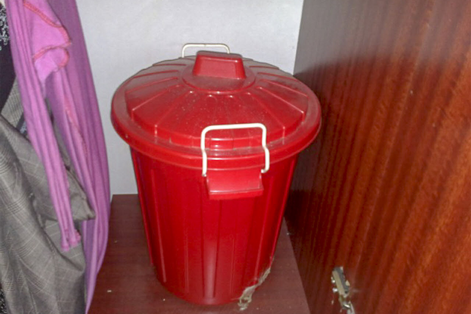 Sisters’ shock - We found THREE DEAD BODIES in Mum’s bedroom | that's life!